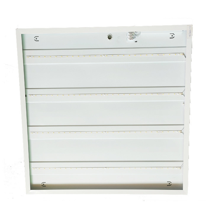 100lm/W Efficiency 36W Prismatic LED Panel Light For Bright And Even ...